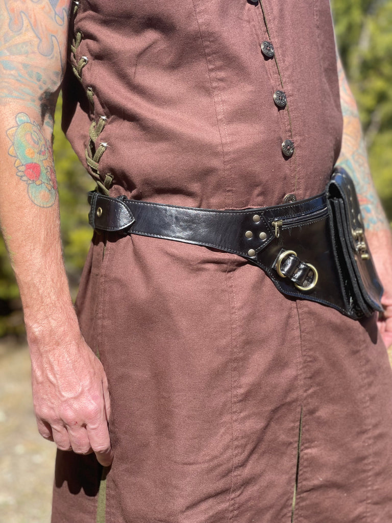'Satchel Swing Latch' Medieval Leather Utility Belt, Boho - Black ...